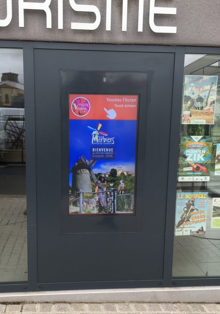 Affichage d'information touristique - Ecran d'affichage - Totem d'affichage